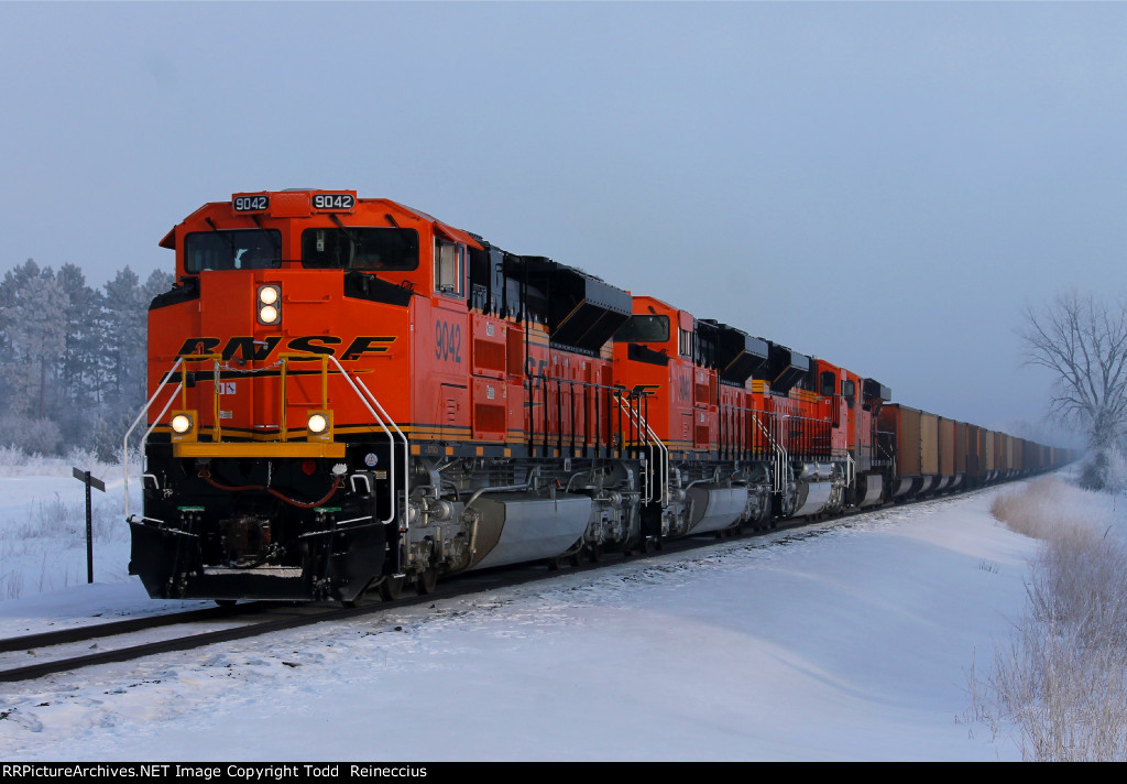 BNSF 9042